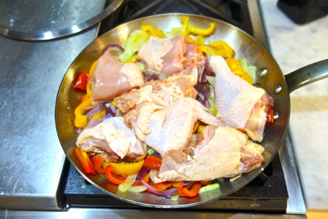 Chicken with Peppers – Pollo con i Peperoni – Coco's Bread